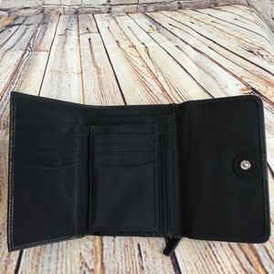 Fossil | Bags | Fossil Genuine Classic Leather Trifold Wallet | Poshmark